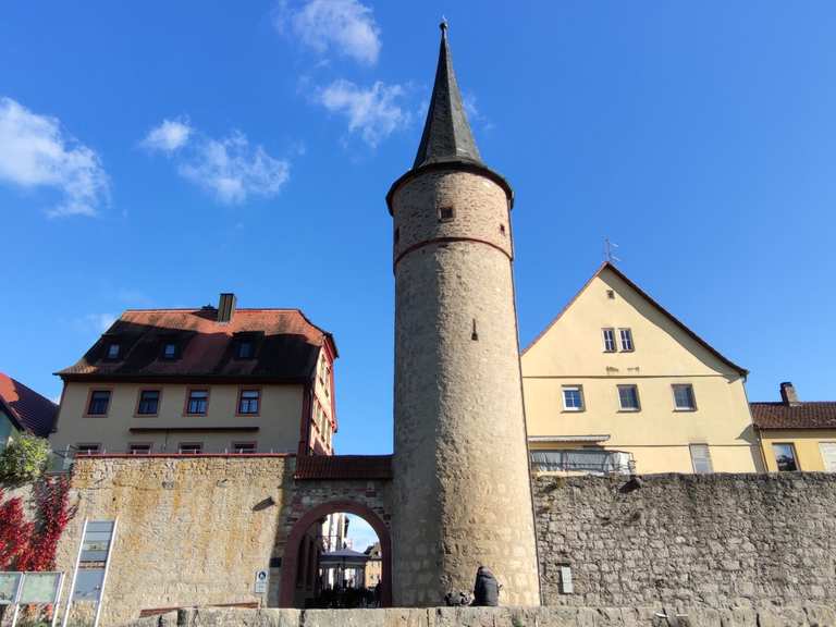 Karlstadt - Ruine Karlsburg 🏰☀️ | Wanderung | Komoot