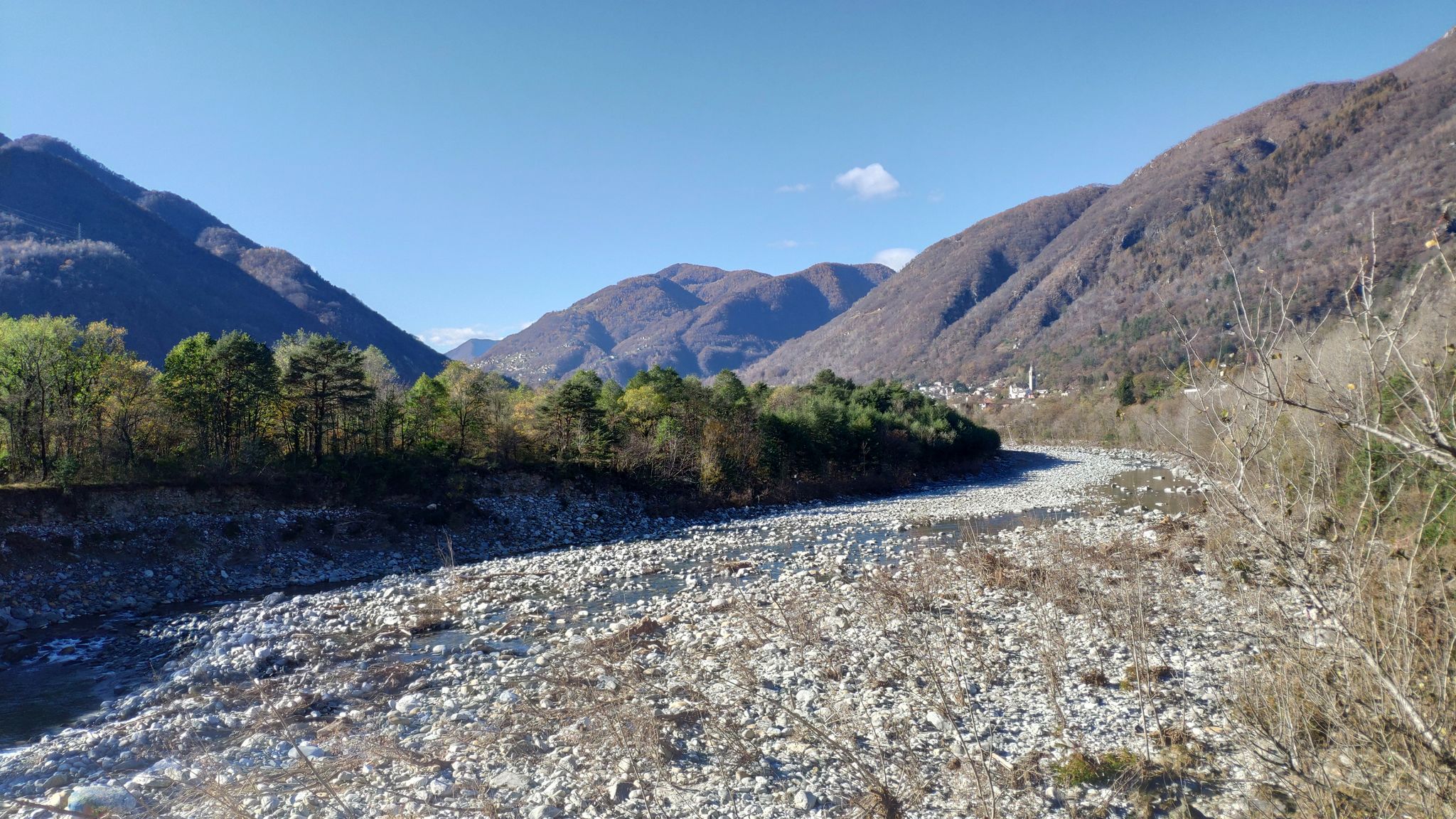 Melezza Suspension Bridge – Maggia River at Ponte Brolla loop from ...