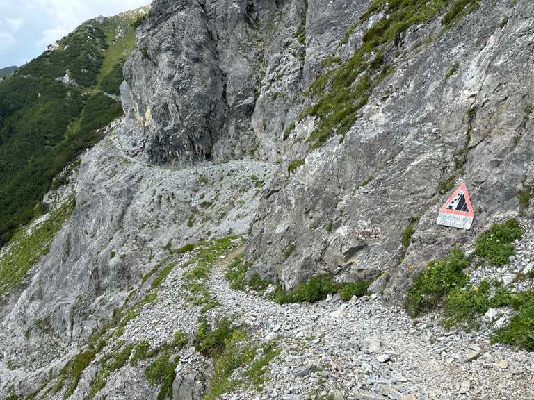 🇨🇭 Alp Mora - Bargis | Wanderung | Komoot