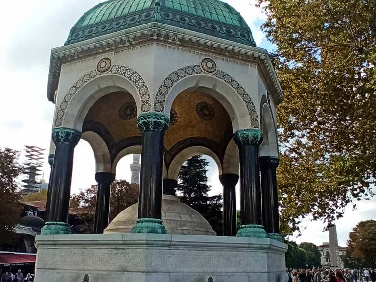 Istanbul 🇹🇷 Sightseeing zu👣and🚍 | Wanderung | Komoot