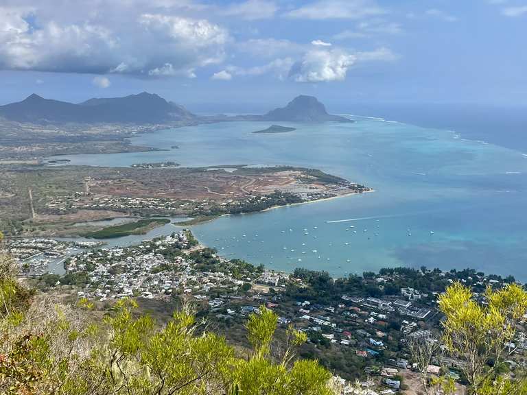 Mauritius 🇲🇺: La Tourelle Tamarin Mountain (17.10.24) | Wanderung | Komoot