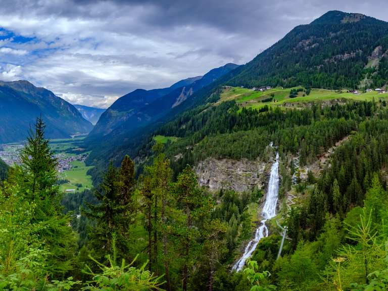The most beautiful waterfalls of the Alps | Hiking Collection by komoot