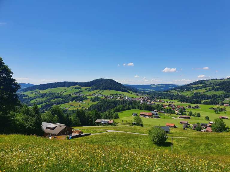 A feast for your eyes and stomach in Vorarlberg – Bregenzerwald Cheese ...