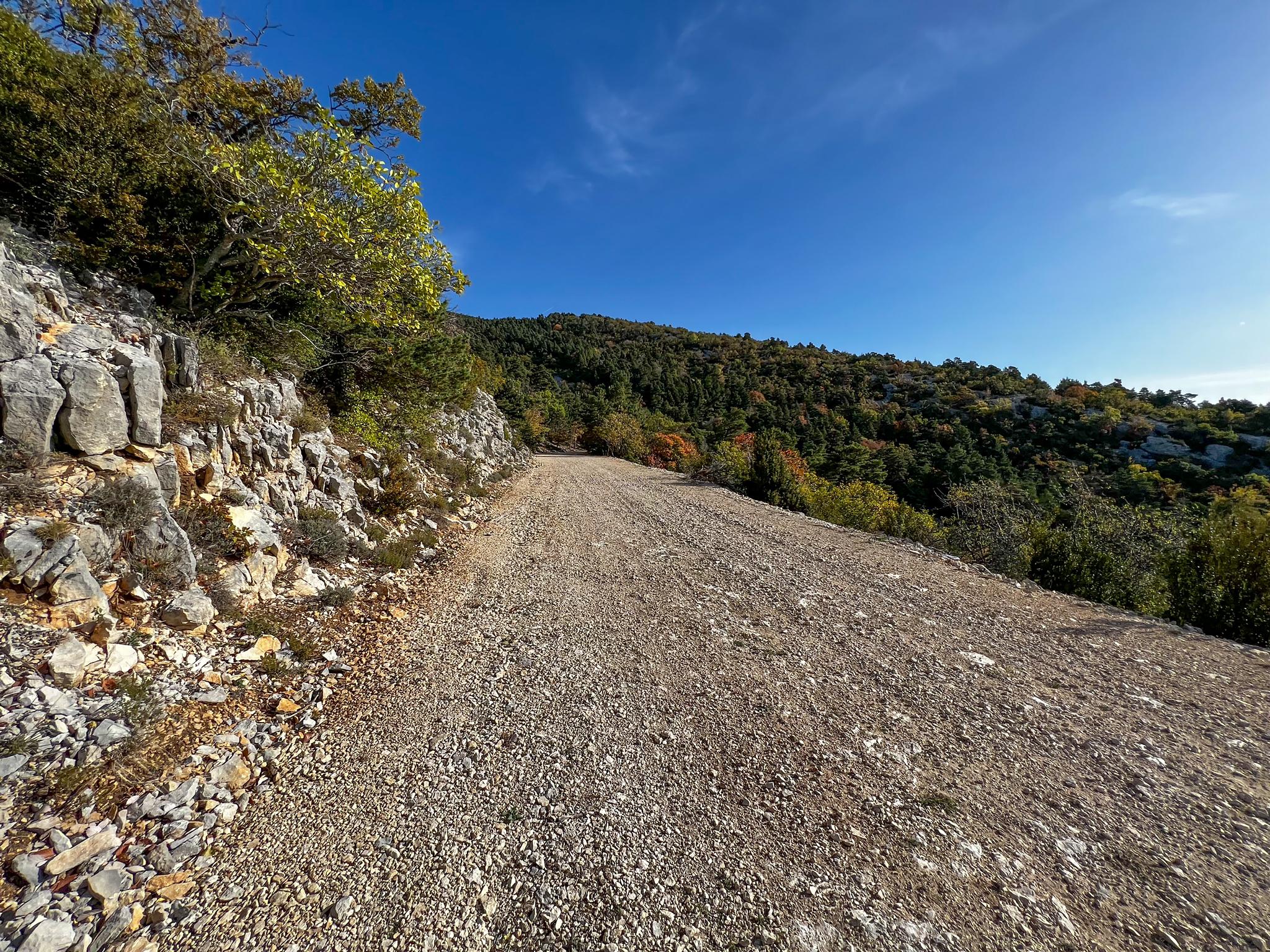 Best gravel routes from Bédoin — Cycling Mont Ventoux | Cycling ...