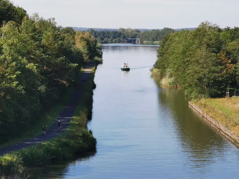Auszeit am Fluss – Entlang des Rhein-Marne-Kanals | Fahrrad-Collection ...
