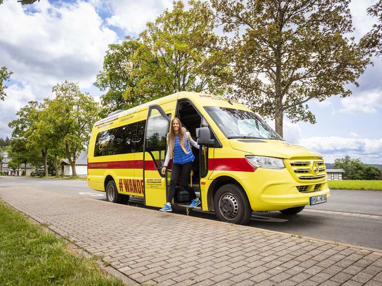 Sustainable hikes – accessible by public transport and hiking bus ...