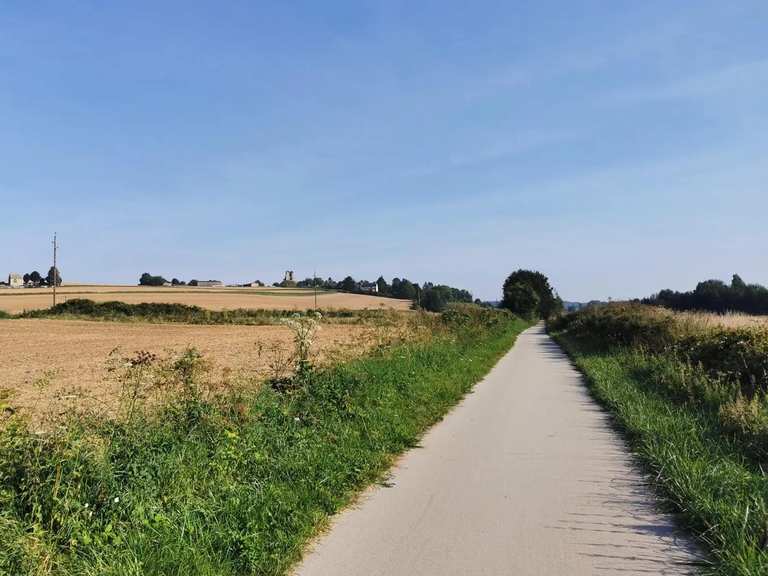 On the roads of the Avenue Verte in France – Oise and Vexin loop | Bike ...