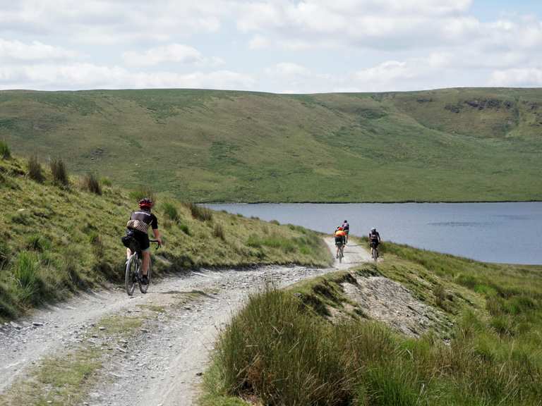 Welshe grens naar Ierse Zee Bikepacking — Trans Cambrian Way ...