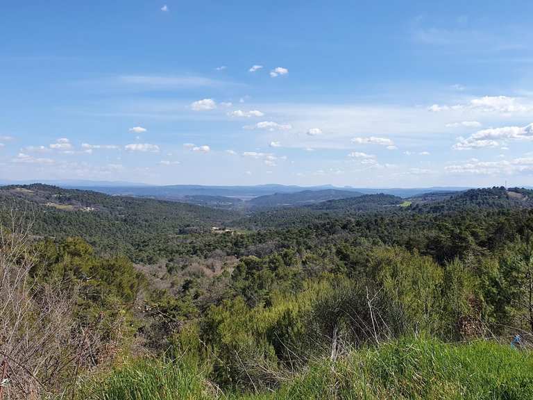 Top 10 Hikes and Walks around Montfuron | Komoot