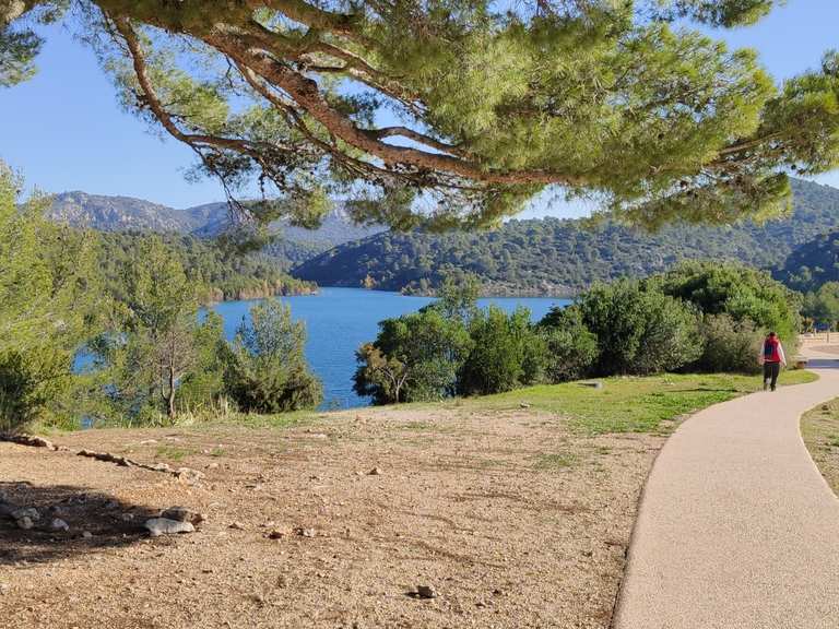 Top 10 randonnées et balades autour de Venelles | Komoot