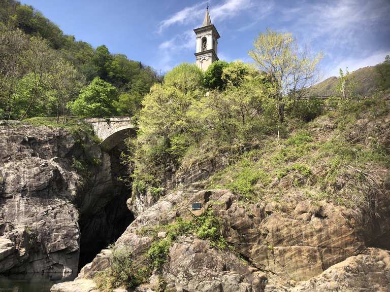 Top 10 Hikes and Walks around Lake Delio | Komoot