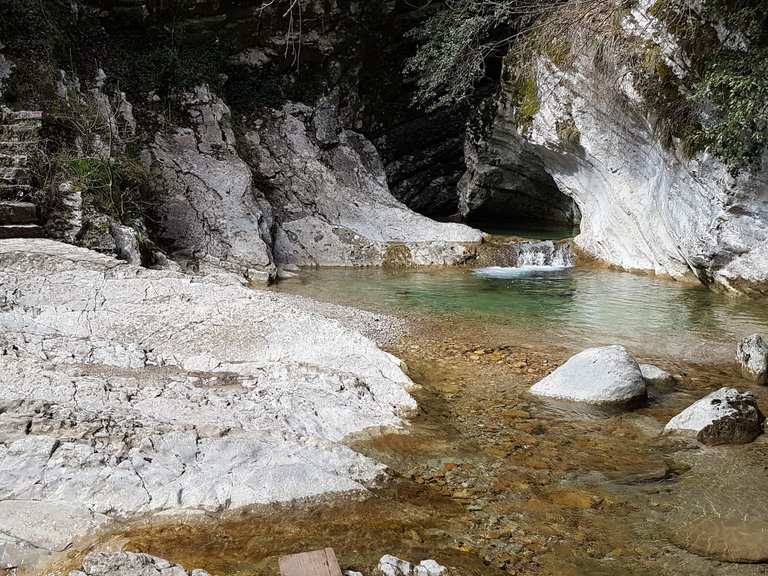 Le 10 escursioni e trekking migliori nei dintorni del Lago di ...