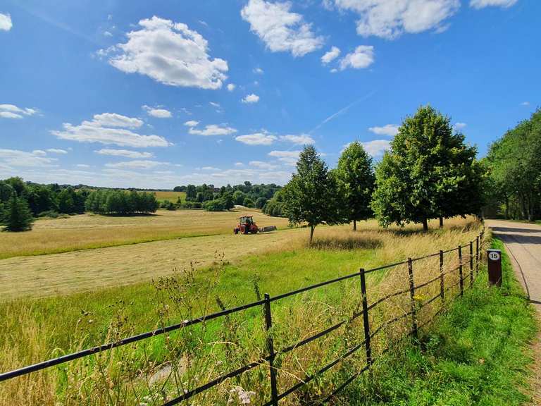 Top 10 Hikes and Walks around Croxley Green | Komoot