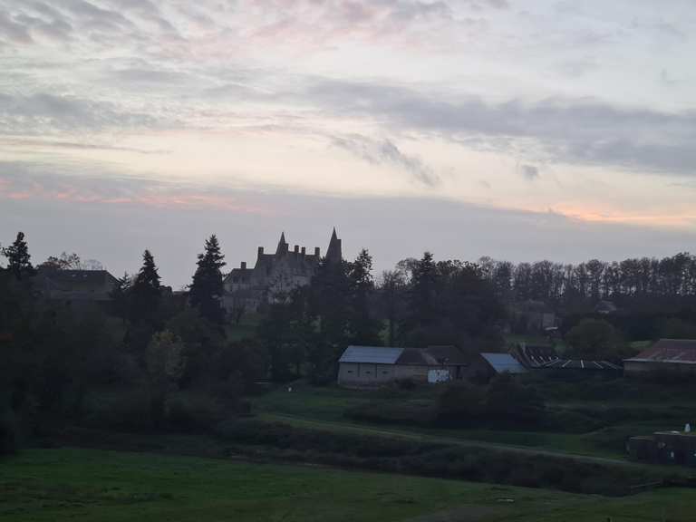 Top 8 randonnées et balades autour du Lac De La Valière | Komoot