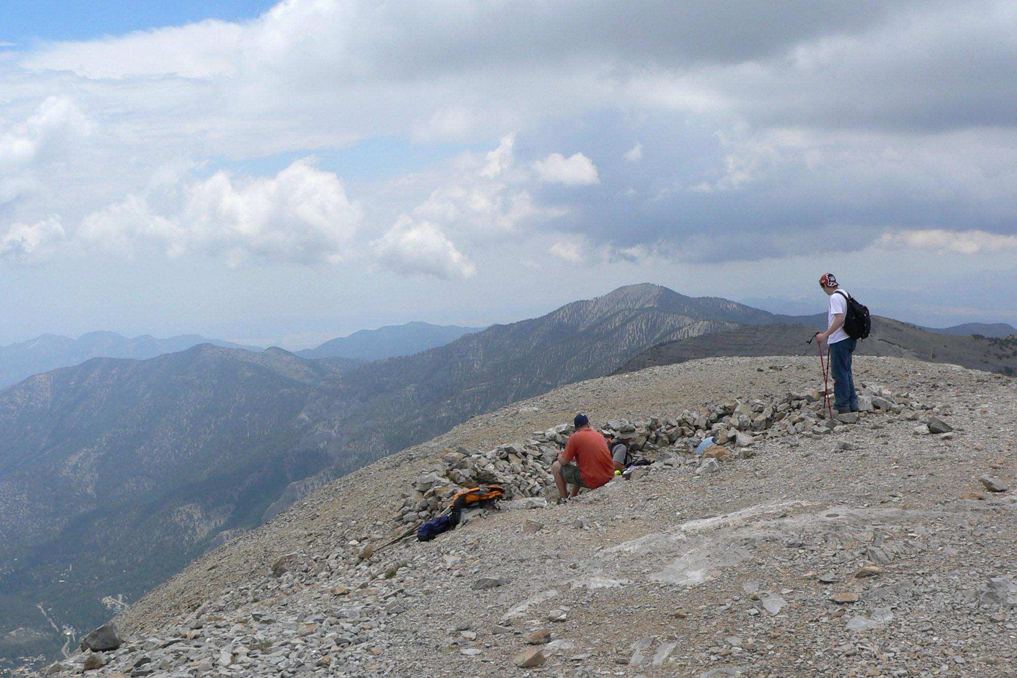 Top 19 Hikes and Walks in Spring Mountains National Recreation Area ...