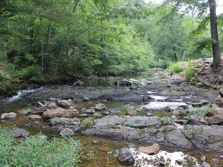 Top 10 Hikes and Walks around Hot Springs | Komoot