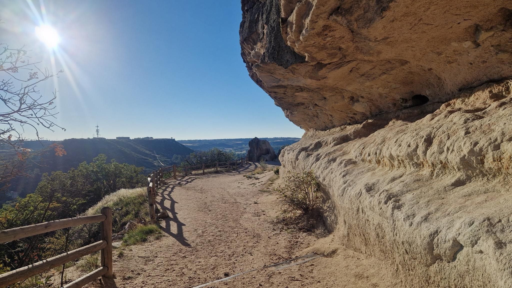 Top 10 Hikes and Walks around Castle Rock | Komoot