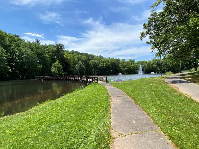 Top 10 Hikes and Walks around Manchester | Komoot