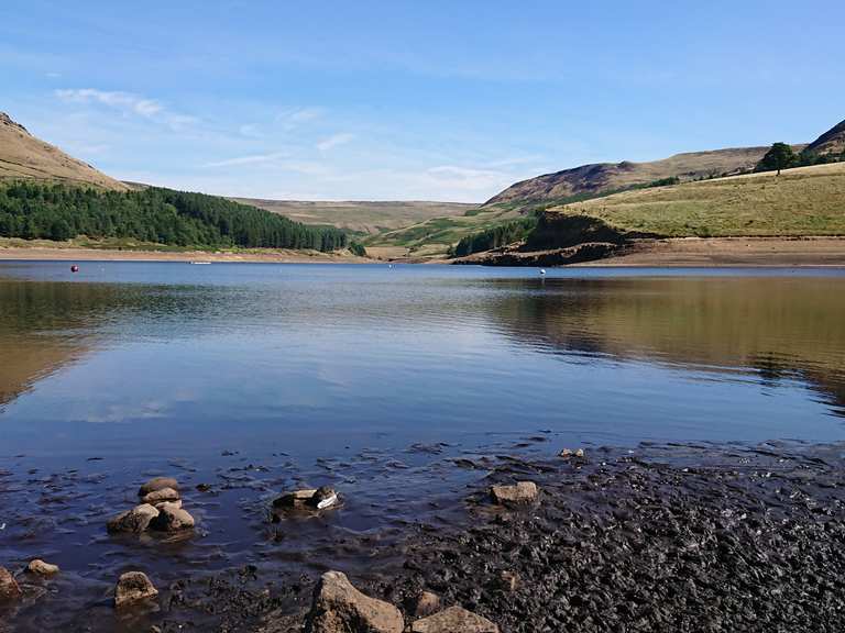 Top 5 Hikes and Walks around Dovestone reservoir | Komoot
