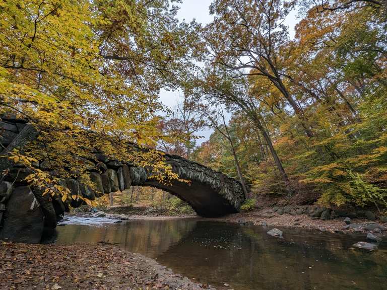 Top 10 Hikes and Walks around Colmar Manor | Komoot