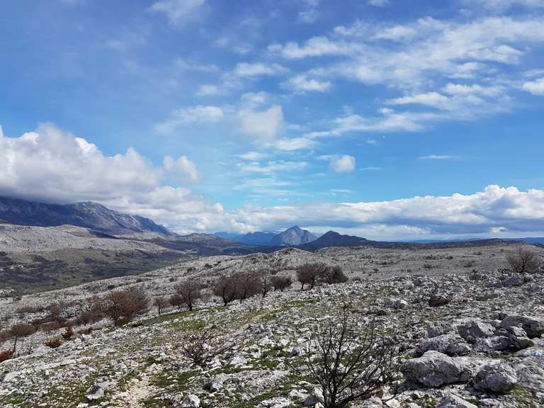 Top 10 Hikes and Walks around Split | Komoot