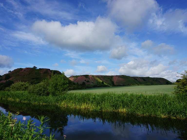 The best walks and hikes around Winchburgh | Komoot