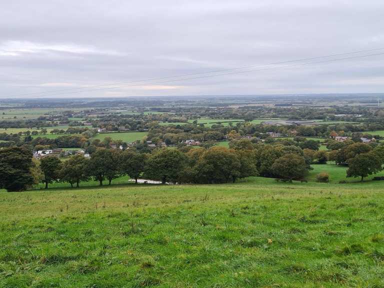 Top 10 Hikes and Walks around Newburgh | Komoot