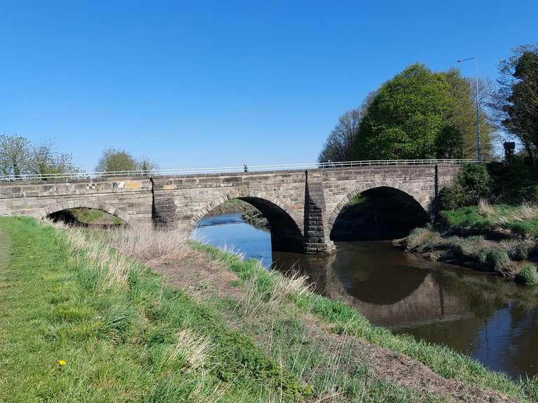 Top 7 Hikes and Walks around Tarleton | Komoot