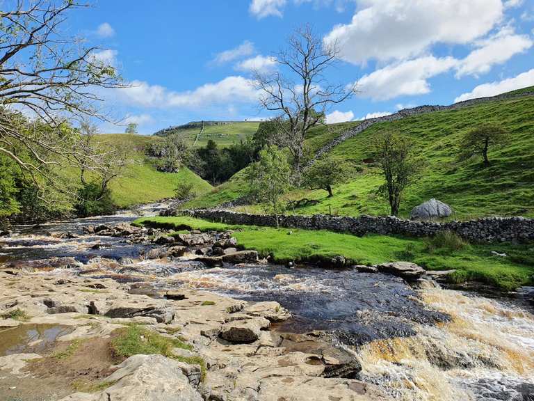 Top 10 Hikes and Walks around Ingleton | Komoot