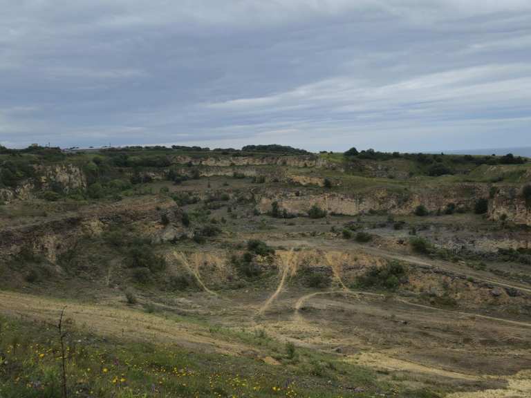 Top 10 Hikes and Walks around Easington Village | Komoot