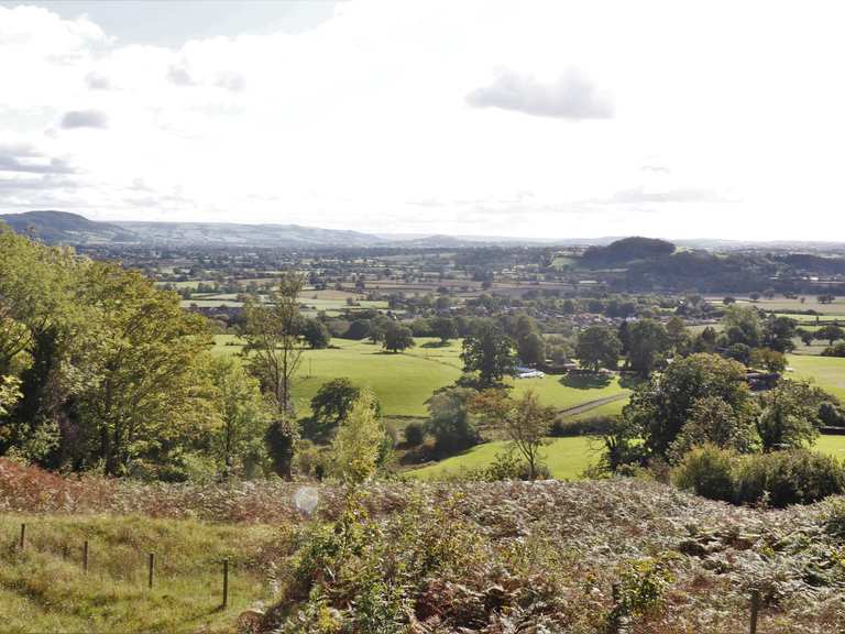 The best walks and hikes around Llansantffraid | Komoot