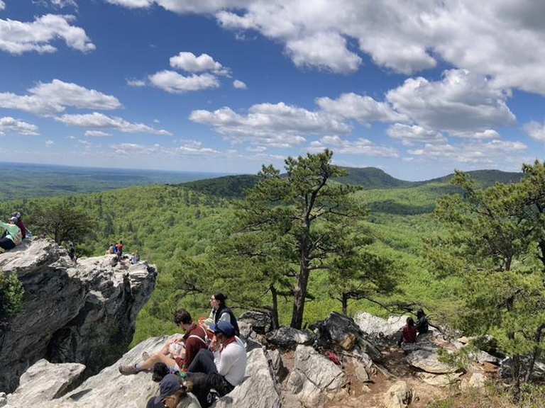 Top 5 Hikes and Walks in Hanging Rock State Park | Komoot