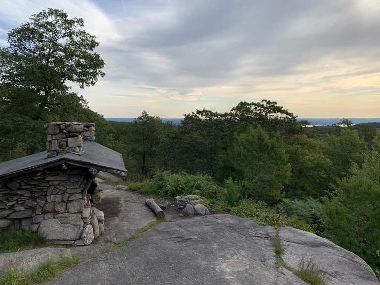 Top 10 Hikes and Walks in High Tor State Park | Komoot