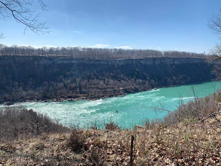 Top 10 Hikes and Walks in Devil'S Hole State Park | Komoot