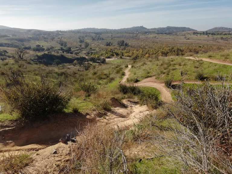Top 10 Hikes and Walks in Irvine Regional Park | Komoot