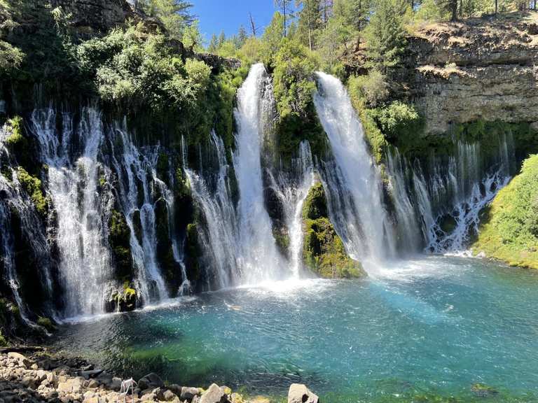 The best waterfall hikes and walks in California | Komoot