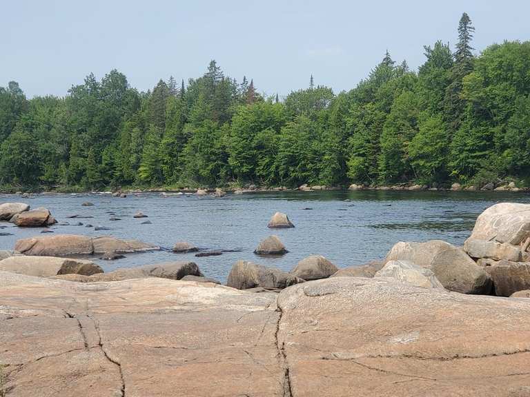 Top 5 Bike Rides and Cycling Routes around Pont-Rouge | Komoot