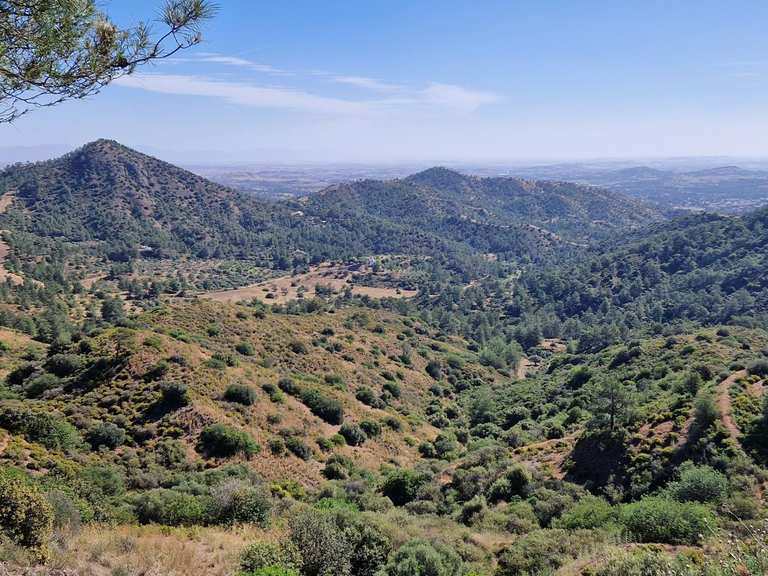Top 10 Hikes and Walks around Machairas | Komoot