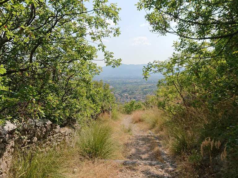 Attractions and Places To See around Castello Del Matese - Top 20 | Komoot