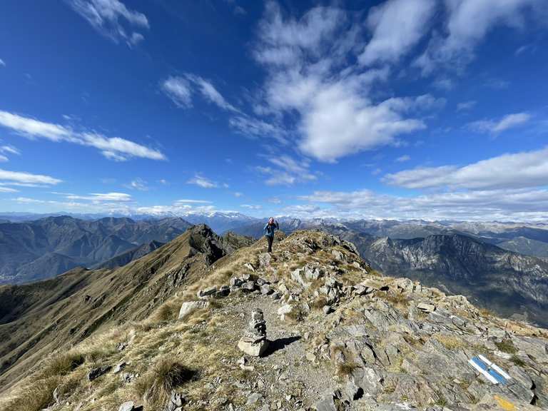 Top 8 Hikes and Walks around Cavaglio-Spoccia | Komoot