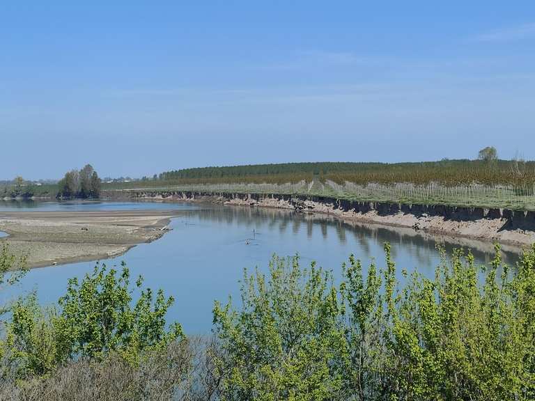 Top 7 Hikes and Walks around Marcaria | Komoot