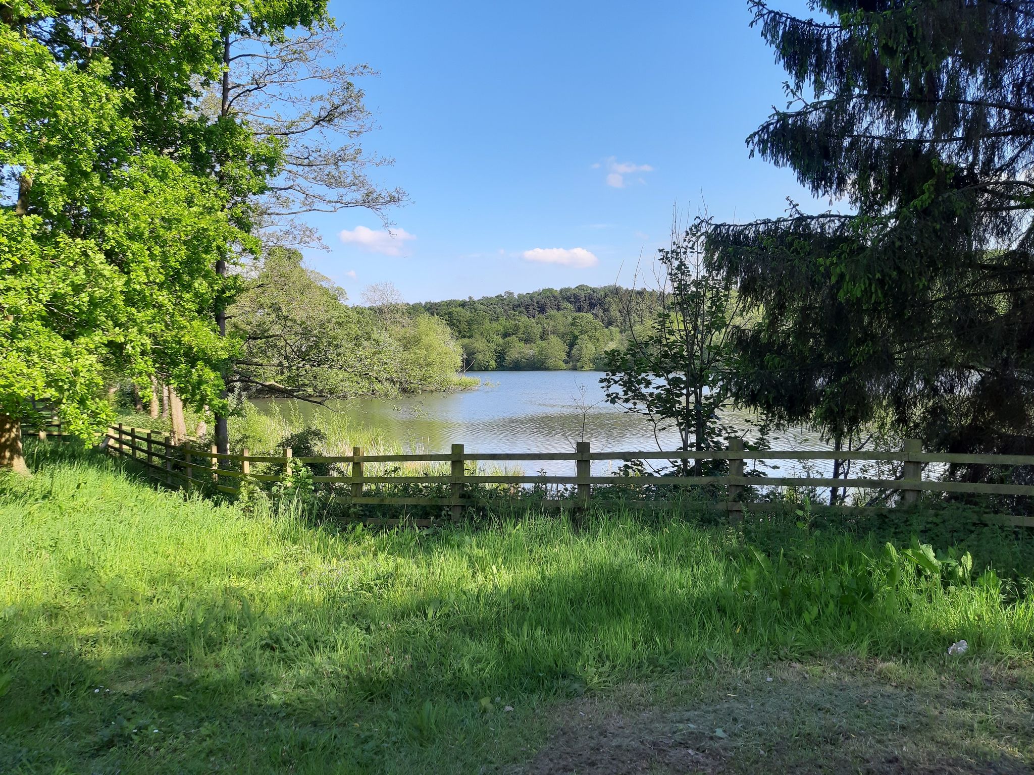 Top 10 Hikes and Walks around Wakefield | Komoot