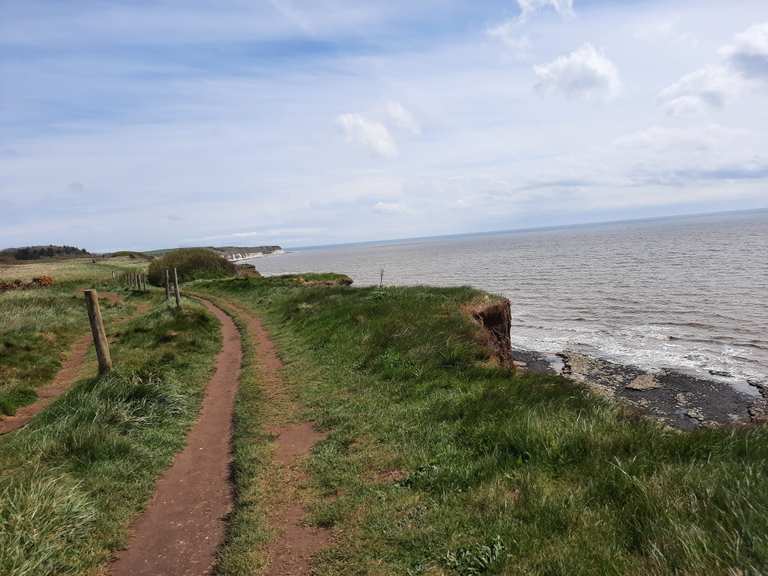 Top 10 Hikes and Walks around Bridlington | Komoot