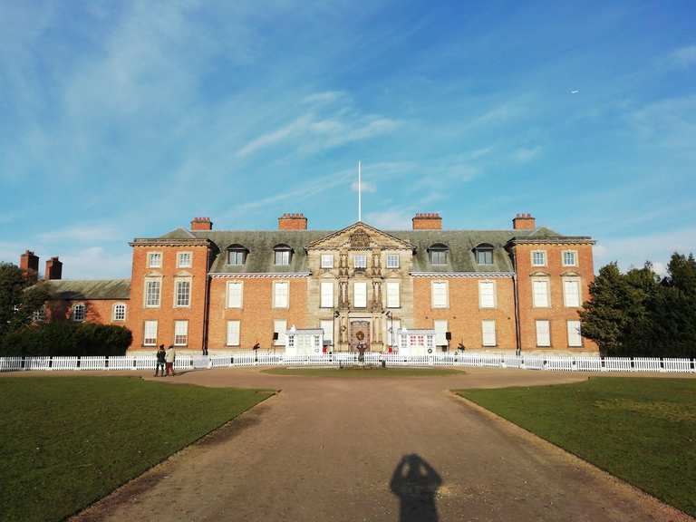 Top 7 Hikes and Walks around High Legh | Komoot