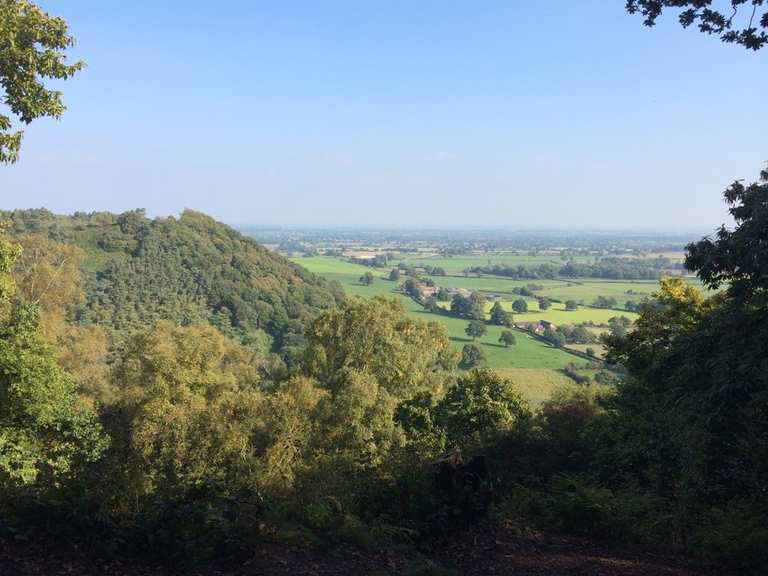 Top 10 Hikes and Walks around Burwardsley | Komoot