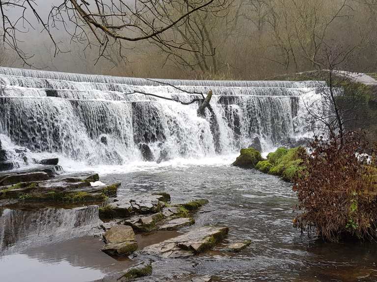 Top 10 Hikes and Walks around Harthill | Komoot