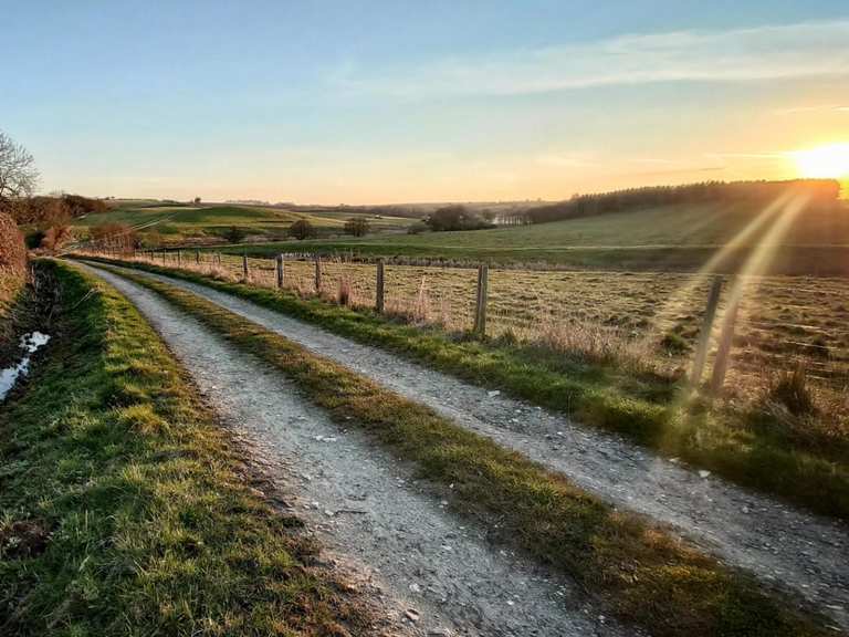 Top 13 Bike Rides and Cycling Routes around Brinkhill | Komoot