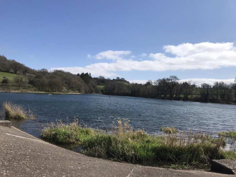 Top 7 Hikes and Walks around Litton | Komoot