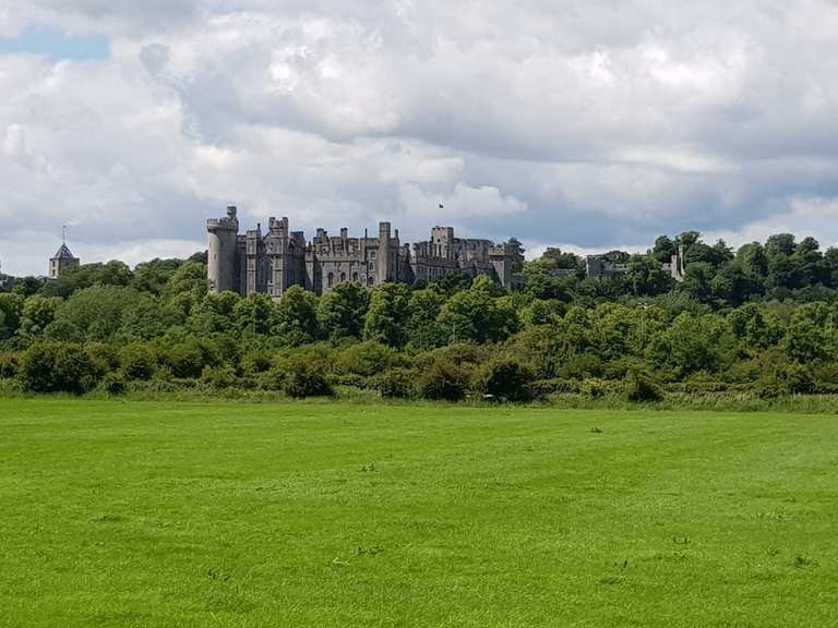 Top 10 Hikes and Walks around Lyminster And Crossbush | Komoot