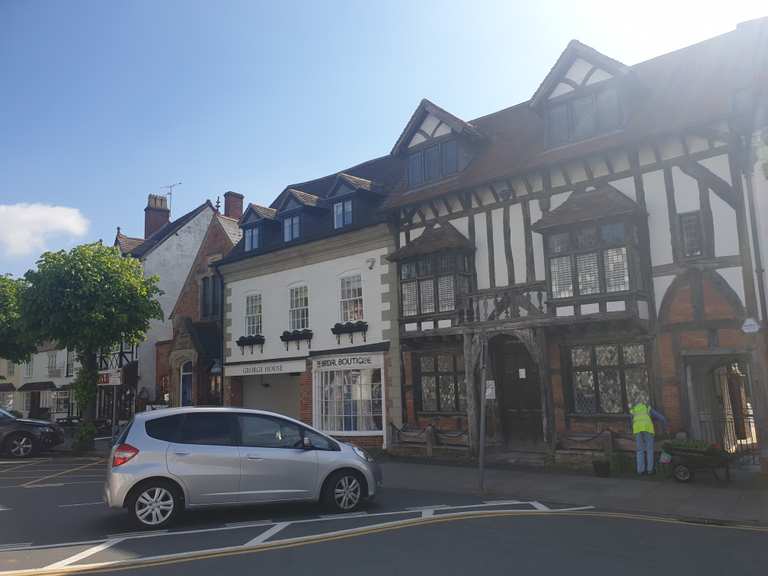 Top 10 Hikes and Walks around Wootton Wawen | Komoot